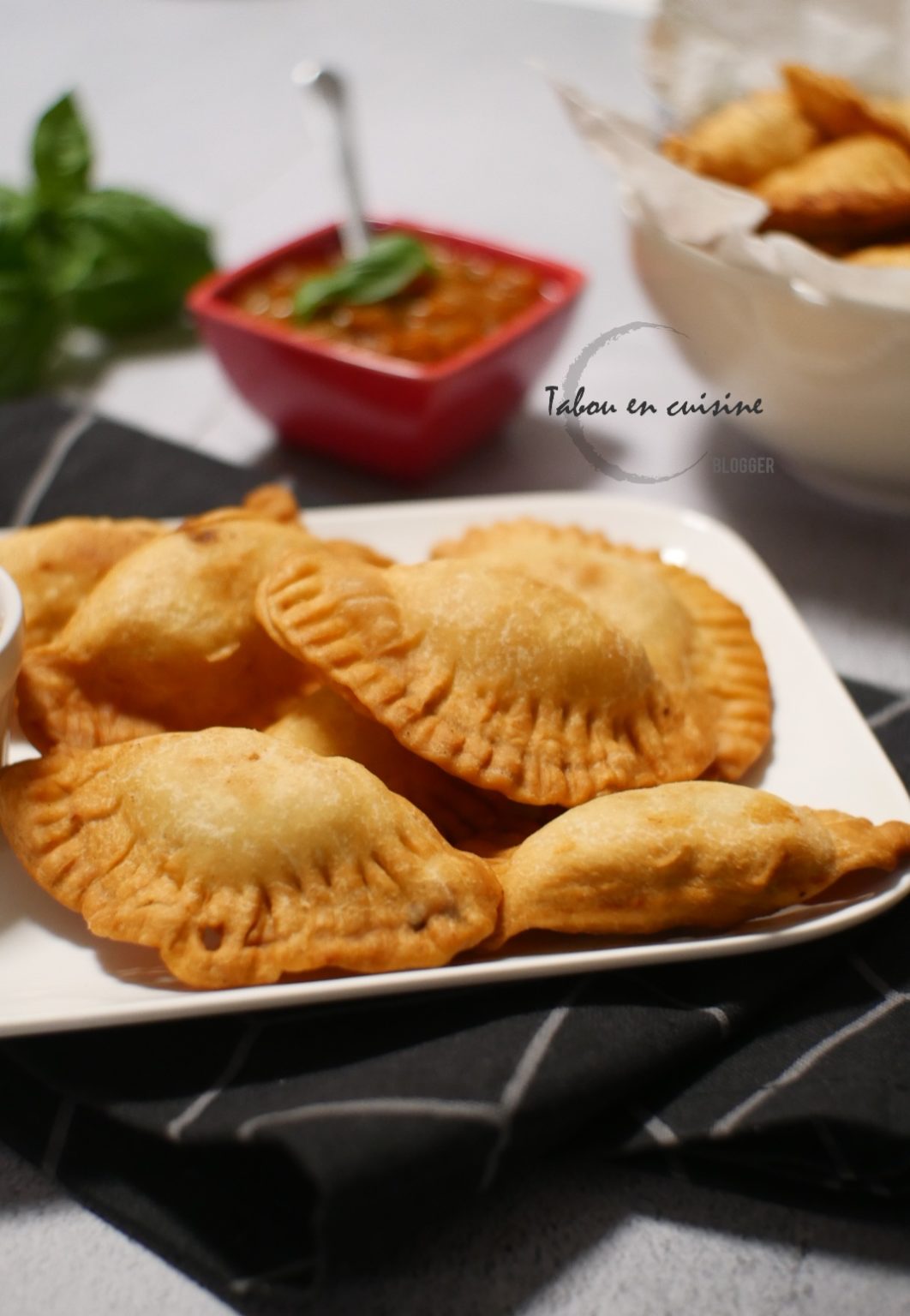 Pastels sénégalais au thon et viande hachée de Miss Nanga Chef (défi ...